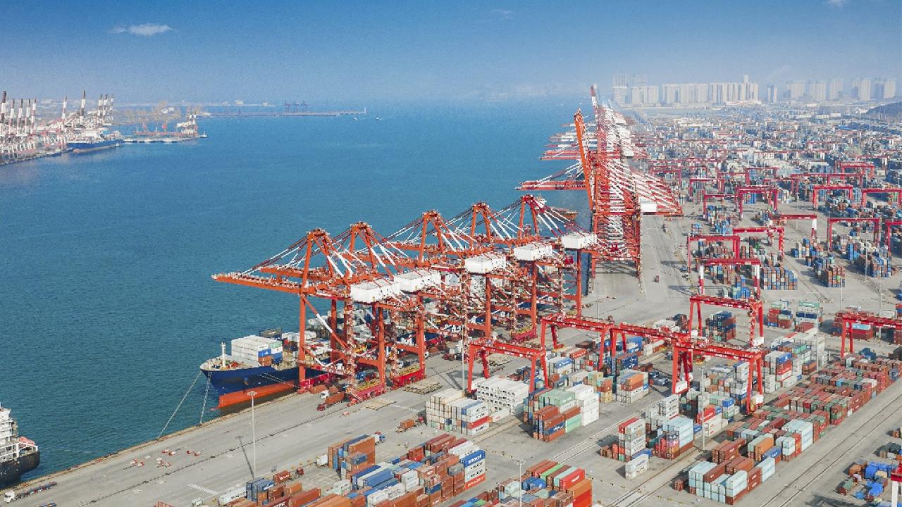 Expert: China helps developing countries address their challenges - CGTN