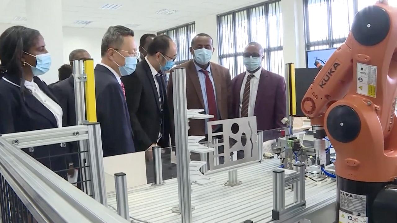 Chinese IT company provides telecom services for millions in Africa - CGTN