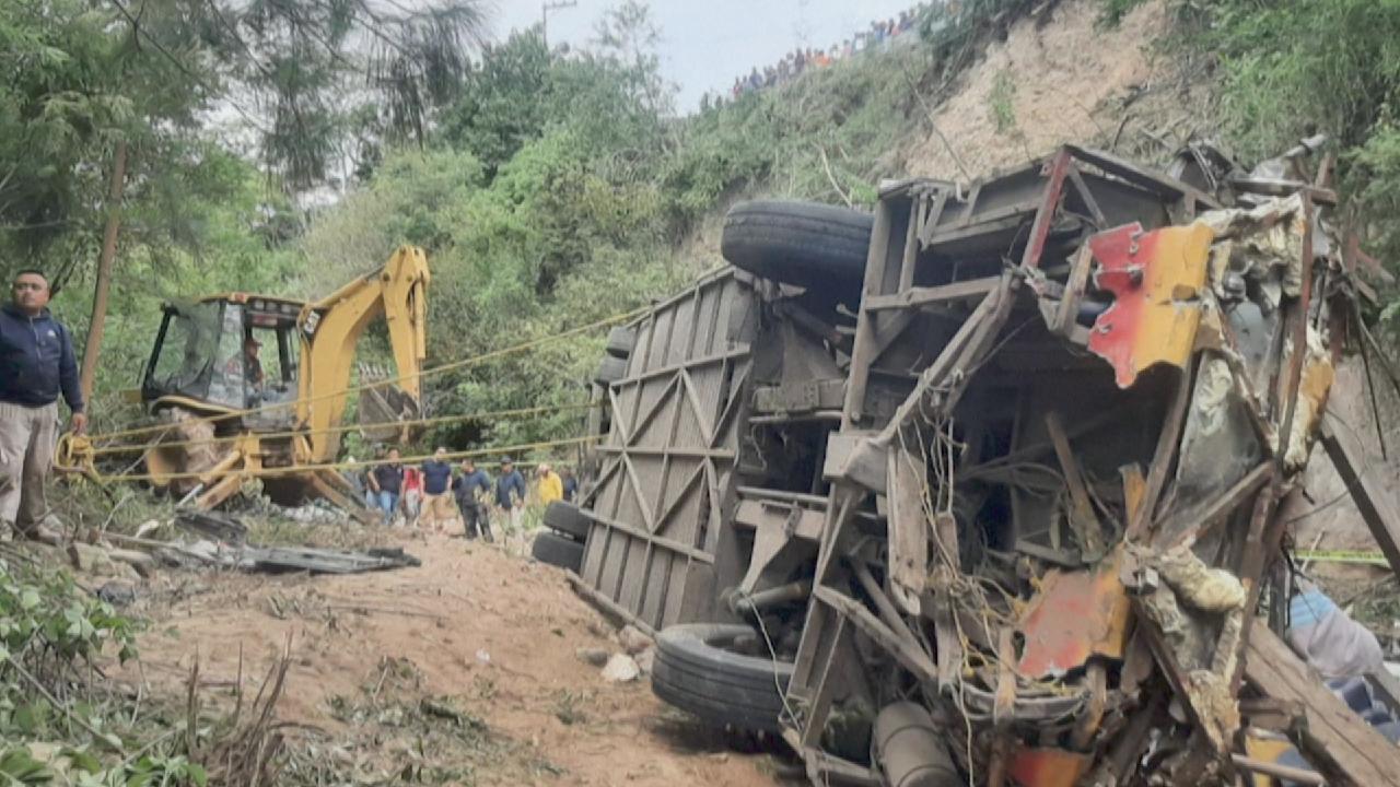 At least 29 killed in Mexico bus plunge - CGTN