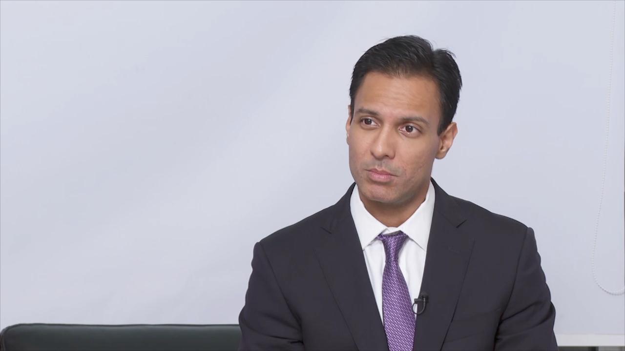 U.S. supplying cluster bombs is downright criminal: expert - CGTN