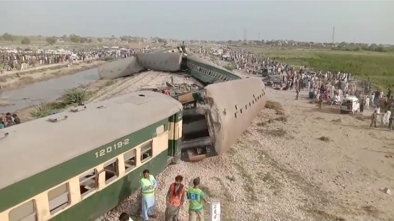 Dozens killed in Pakistan as train derails - CGTN
