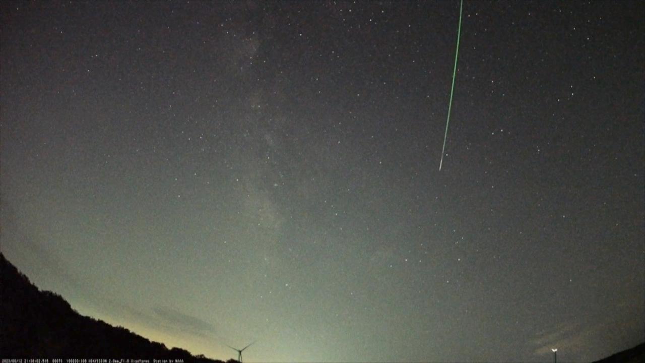Perseid meteor shower lights up the night sky - CGTN