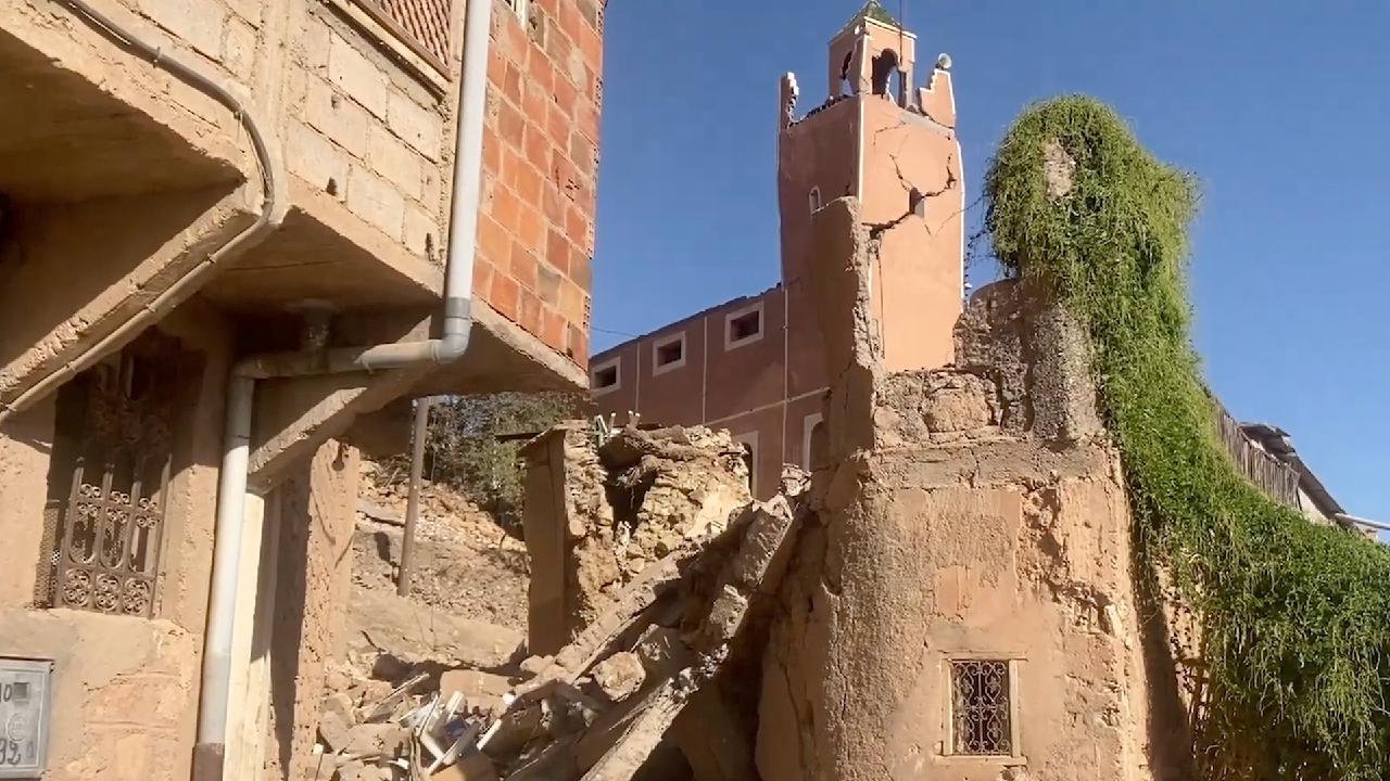 Morocco earthquake survivor describes the horrific moment - CGTN