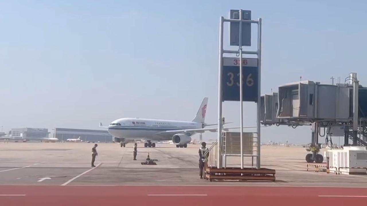 Zambian President Hakainde Hichilema arrives in Beijing - CGTN