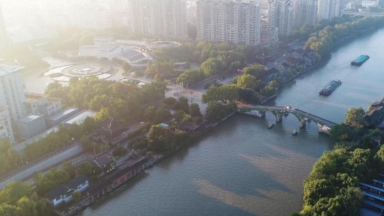Walk Hangzhou: The Grand Canal - CGTN