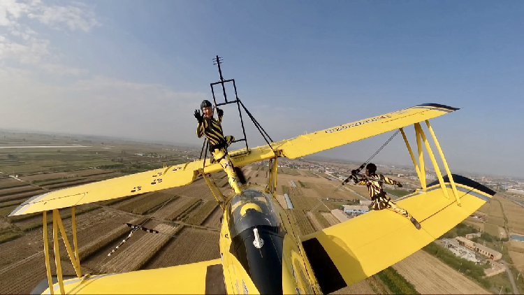 Aerial stunts steal show at general aviation expo in N China's Taiyuan ...