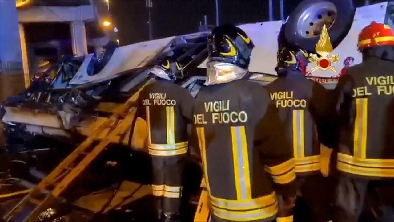 Dozens killed in bus crash in Venice suburb - CGTN
