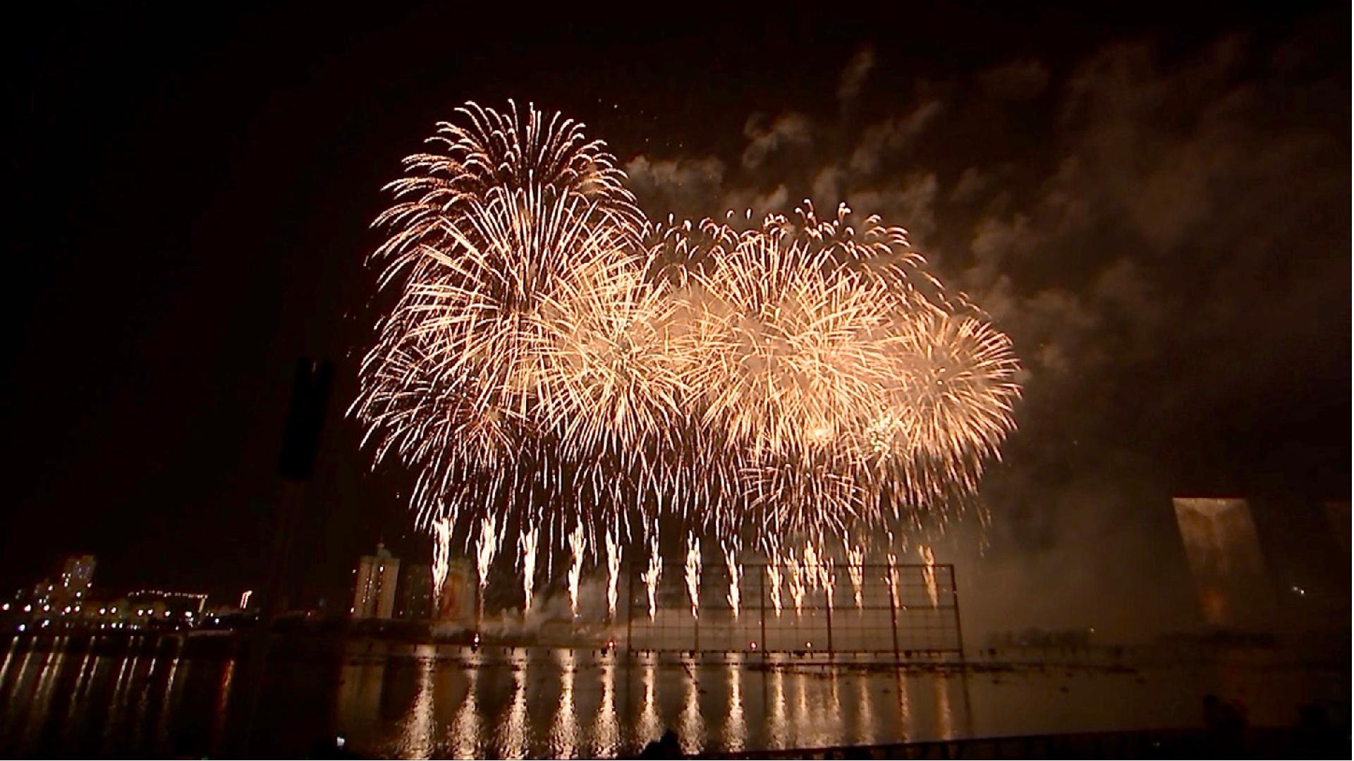 Fireworks sparkle N China's sky in celebration of National Day - CGTN