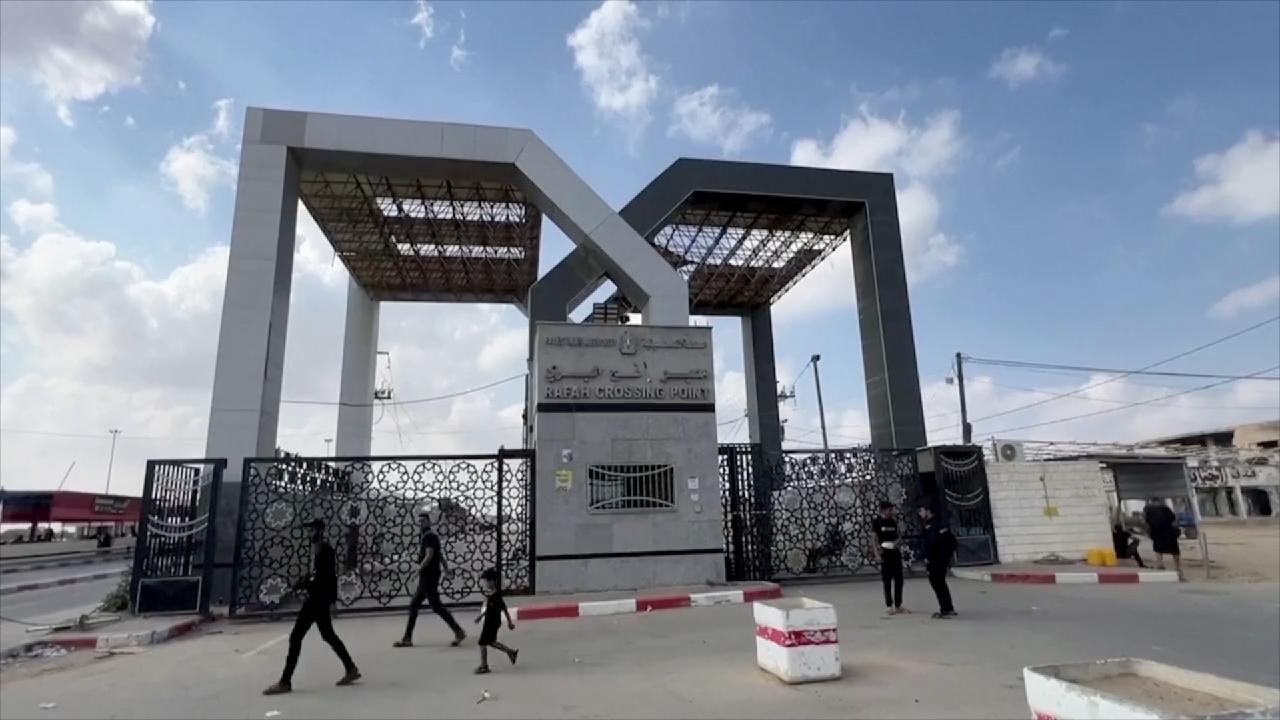 New batch of foreign passport holders and wounded leave Gaza Strip ...