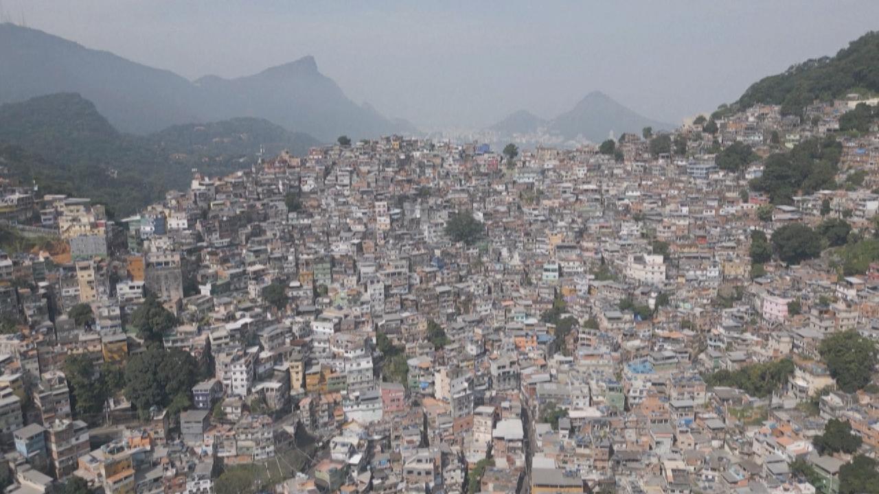 Rio favela residents endure heat wave without electricity - CGTN