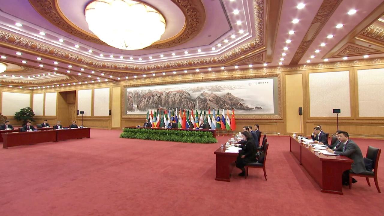 Xi Jinping: China works actively to promote peace talks and a ceasefire ...