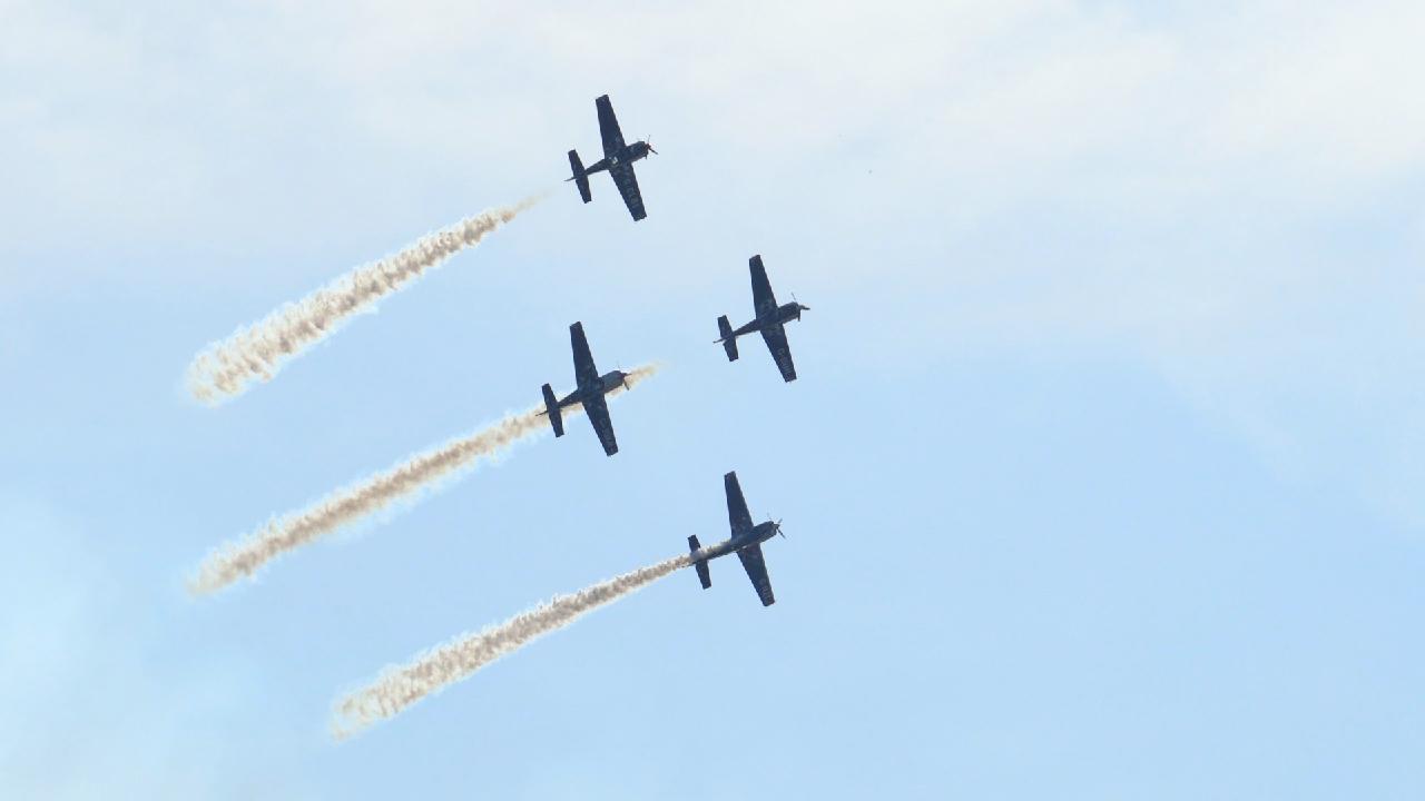 Flyby Knights' first aerial stunt show in China lights up the sky - CGTN