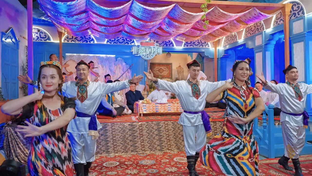 Meshrep, Xinjiang-style carnival - CGTN