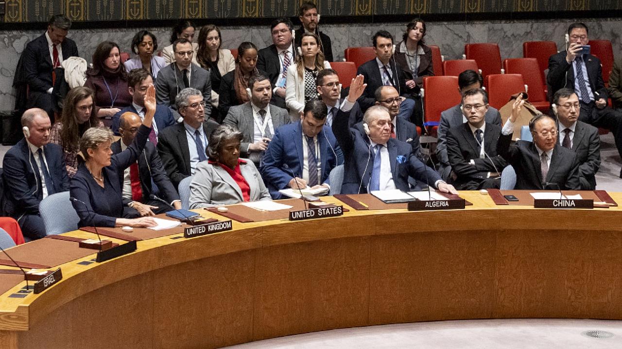 UNSC adopts resolution demanding ceasefire in Gaza for Ramadan - CGTN