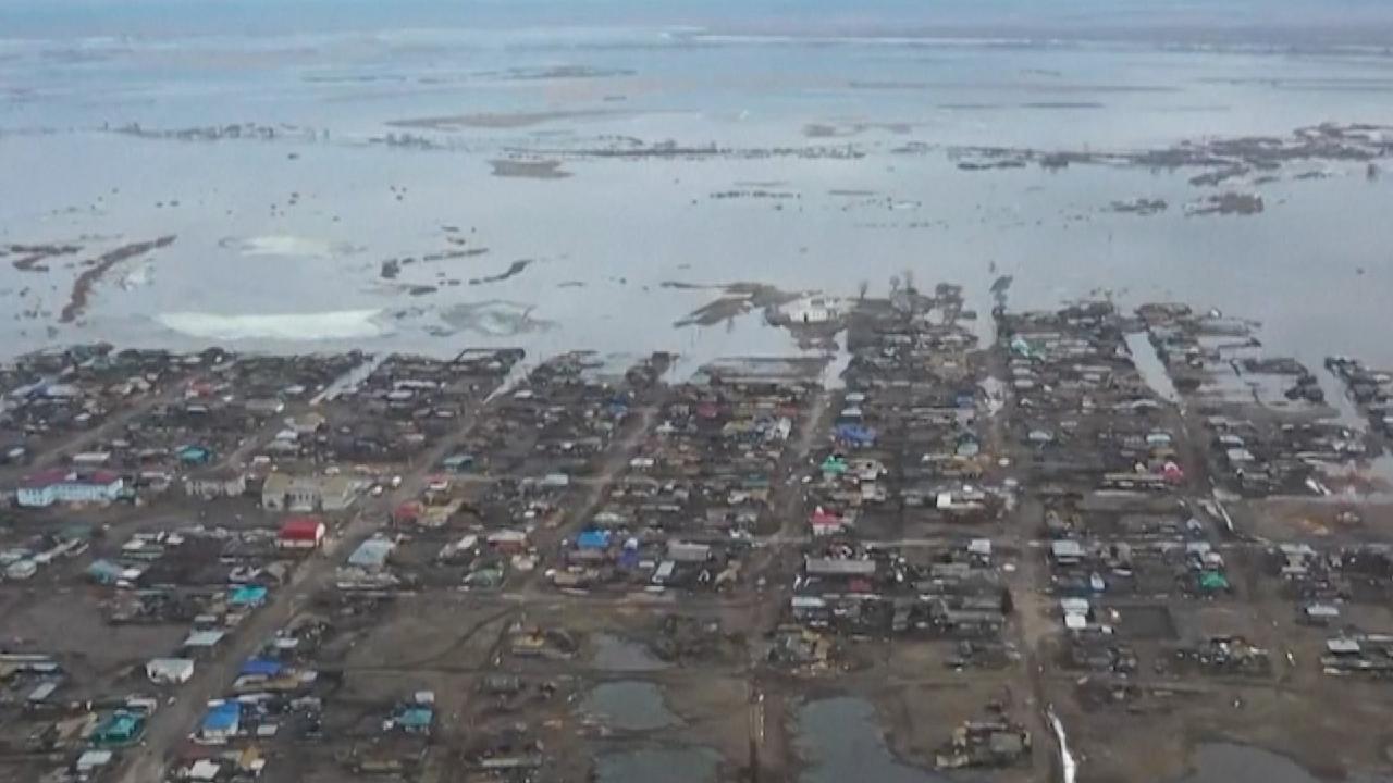 Thousands evacuated as flooding spreads in Russia - CGTN