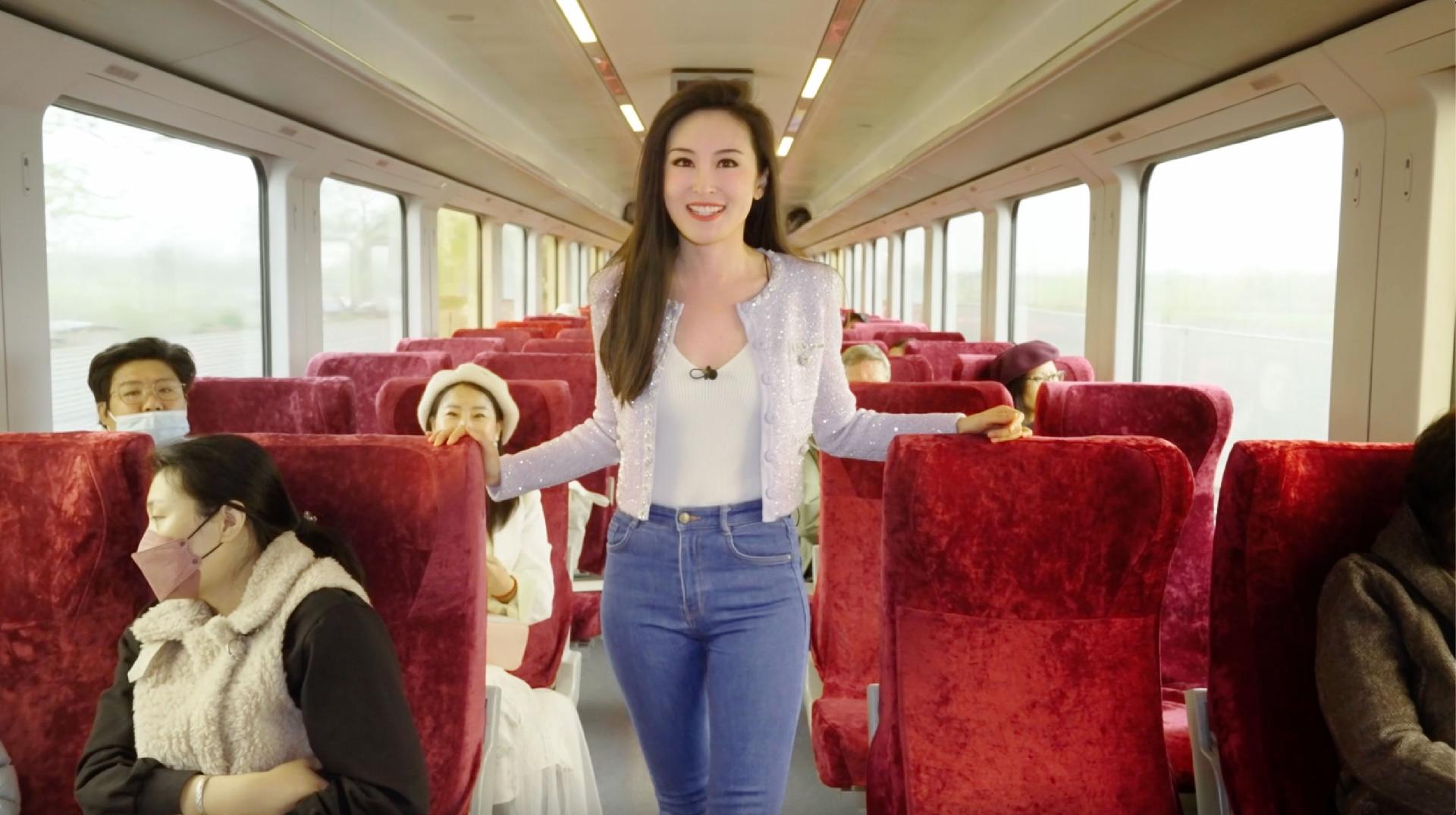 CGTN anchor Li Qiuyuan explores Beijing's blossom-viewing train - CGTN