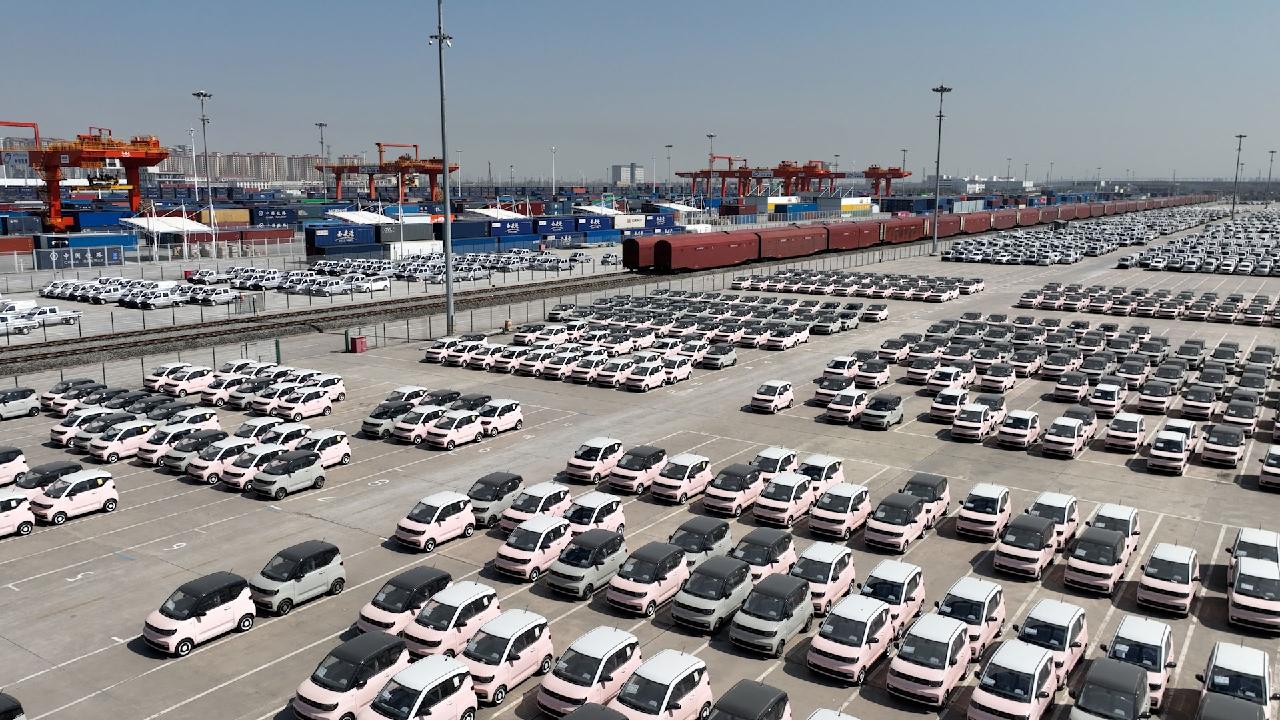 China Railway Express: A land bridge for China's booming tech trade - CGTN