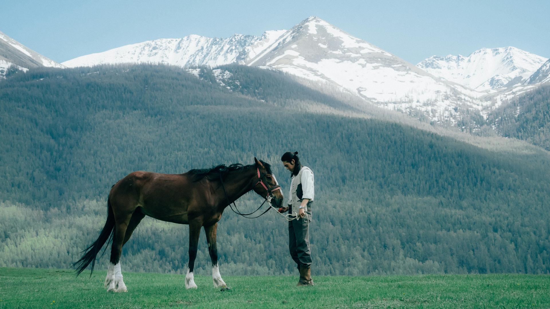 Exclusive interview with Chinese actor Yu Shi - CGTN