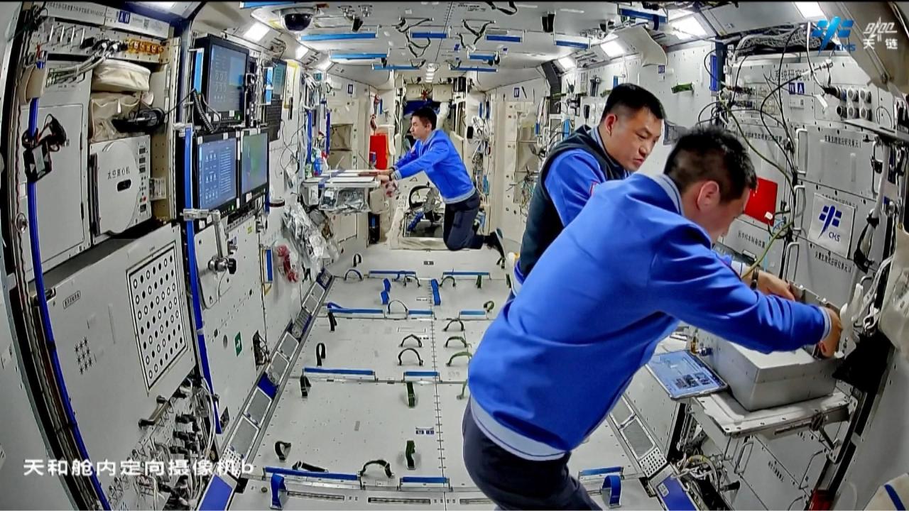 Shenzhou-18 crew conducts various experiments at China Space Station - CGTN