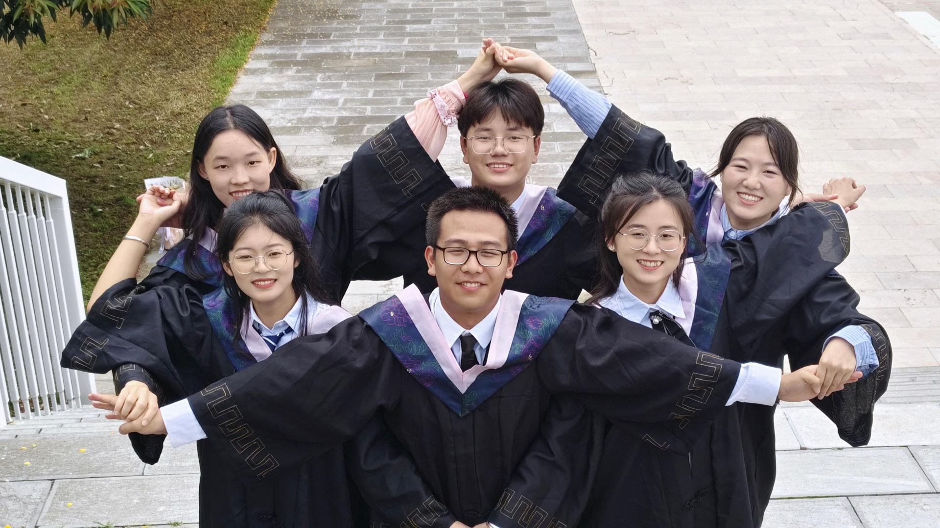 College graduates in SW China's Yunnan embrace overseas opportunities ...