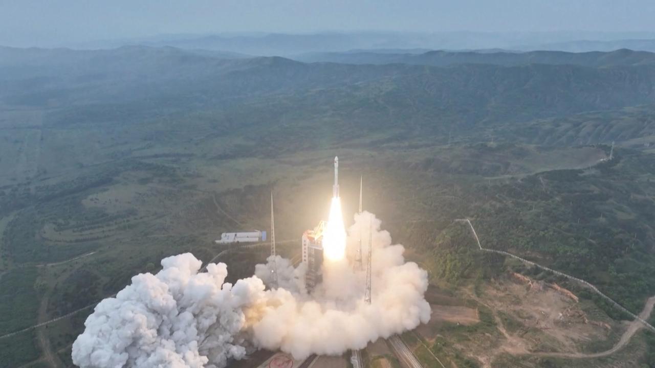 China successfully launches new satellite group - CGTN