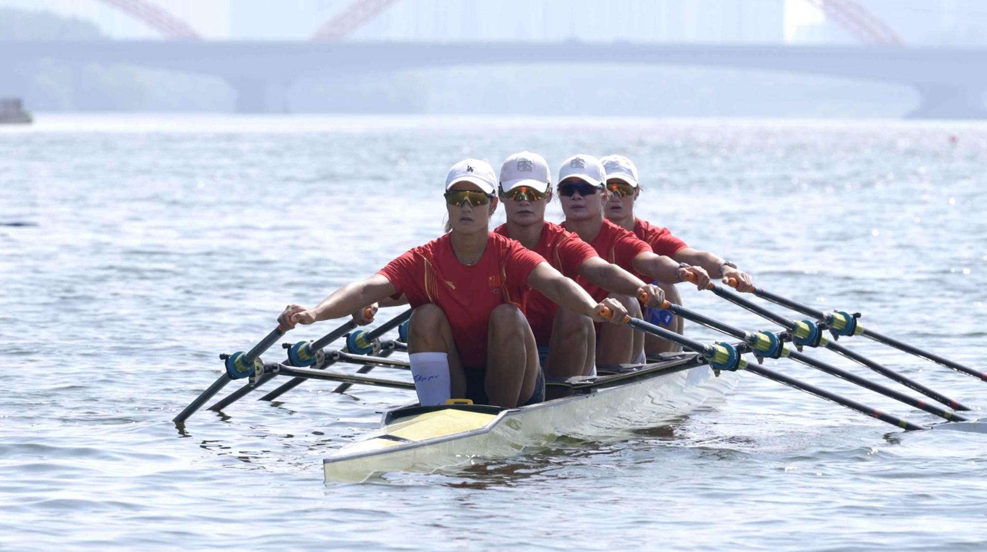 Chinese women's quadruple sculls team aims to defend championship - CGTN
