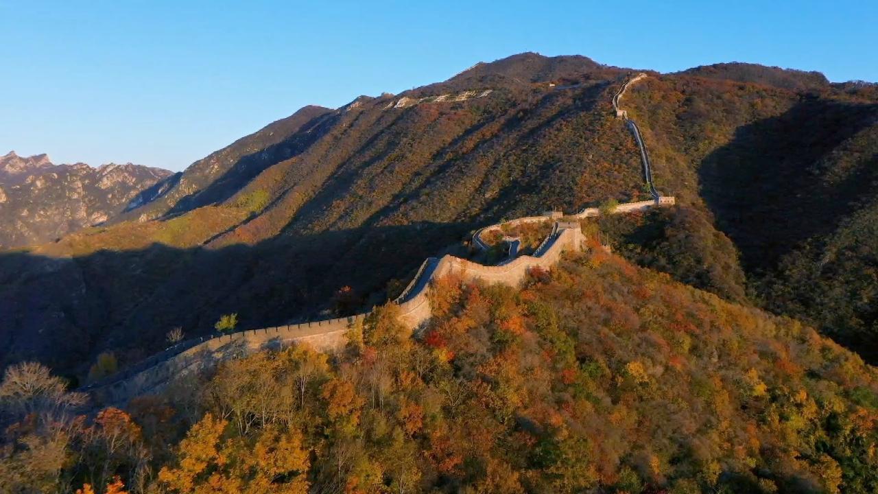 Love affair with the Great Wall across generations - CGTN