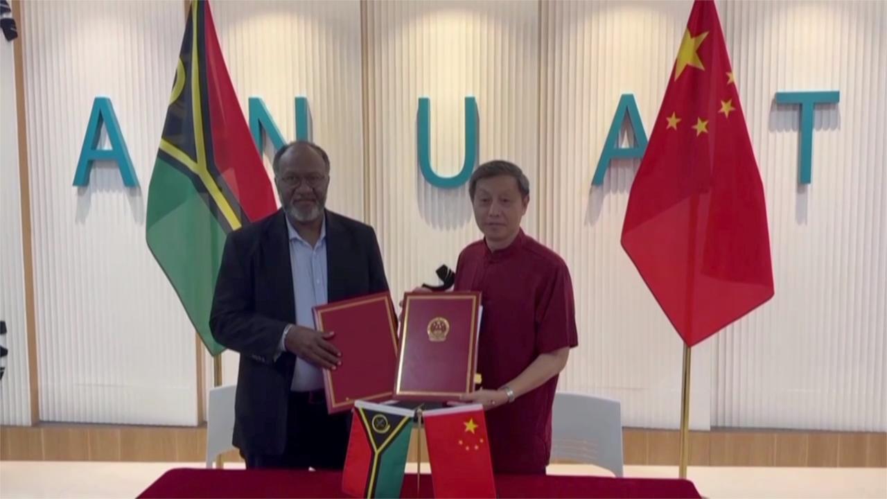 Chinese aid arrives in Vanuatu to support post-quake rebuilding - CGTN