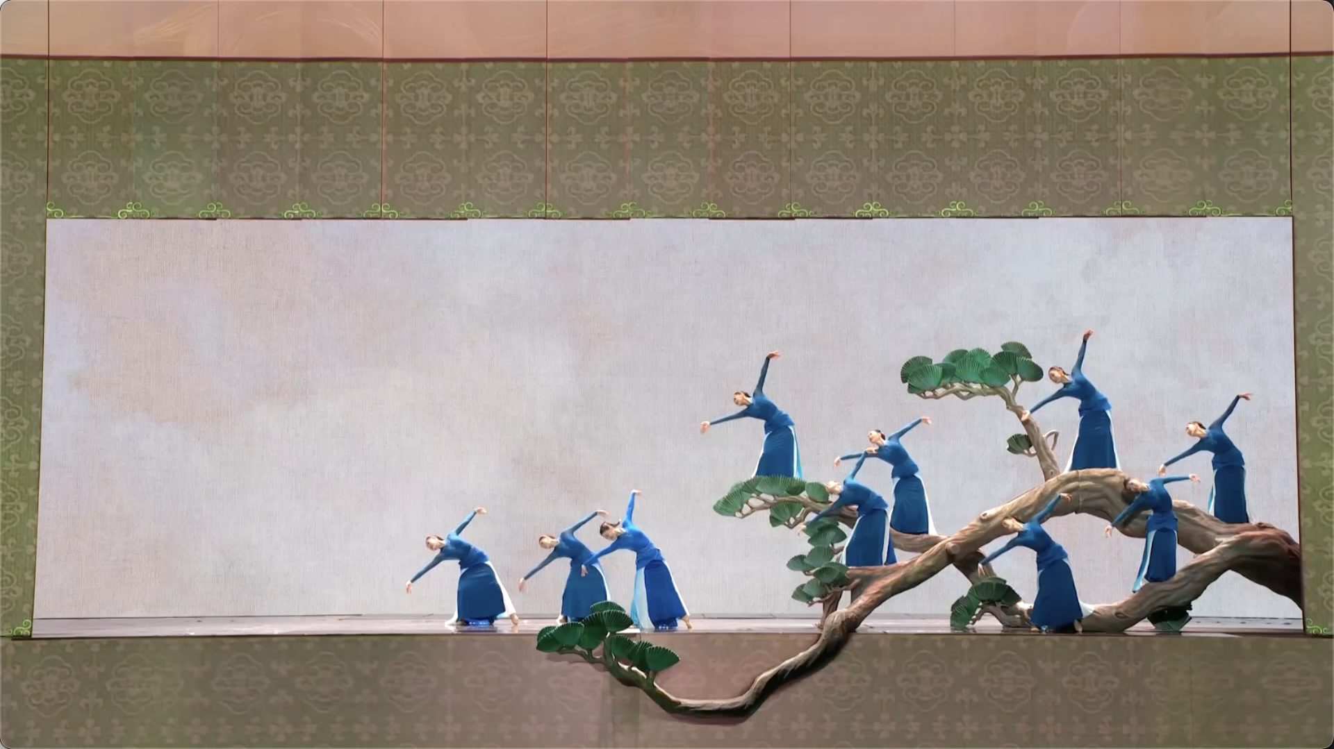 2025 Spring Festival Gala: A toast to humanity and cultural heritage - CGTN