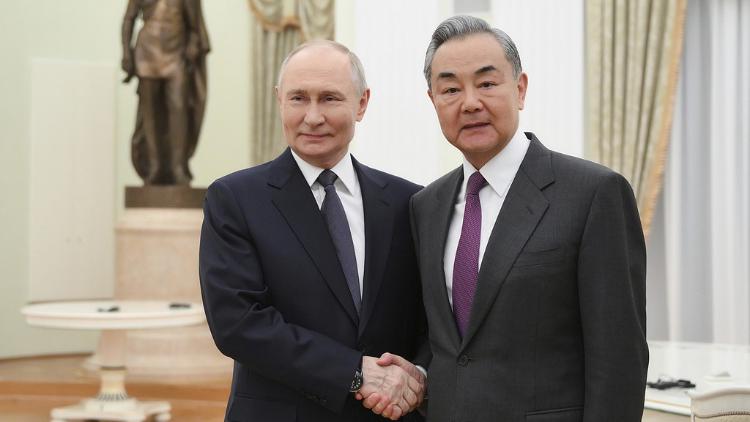Chinese FM Wang Yi speaks to Russia Today - CGTN