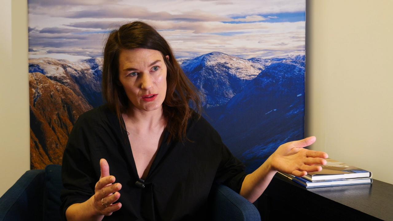 Norwegian actress highlights cross-cultural exchange at BJIFF 2025 - CGTN