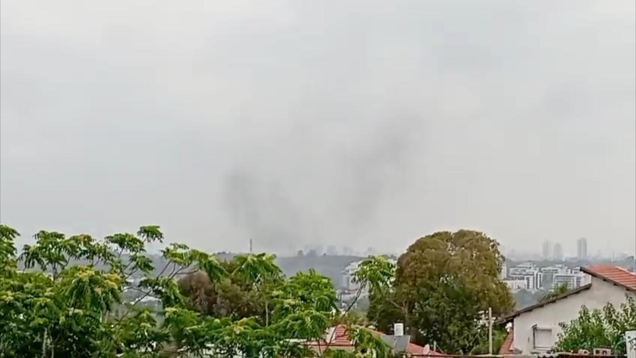 Exclusive: Loud explosions heard in Tel Aviv - CGTN