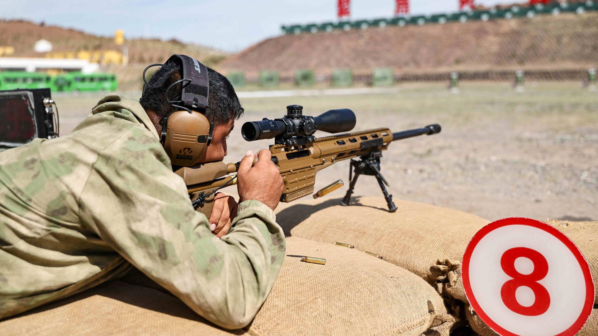 Close look at 'short-distance precision sniping' intl. competition - CGTN