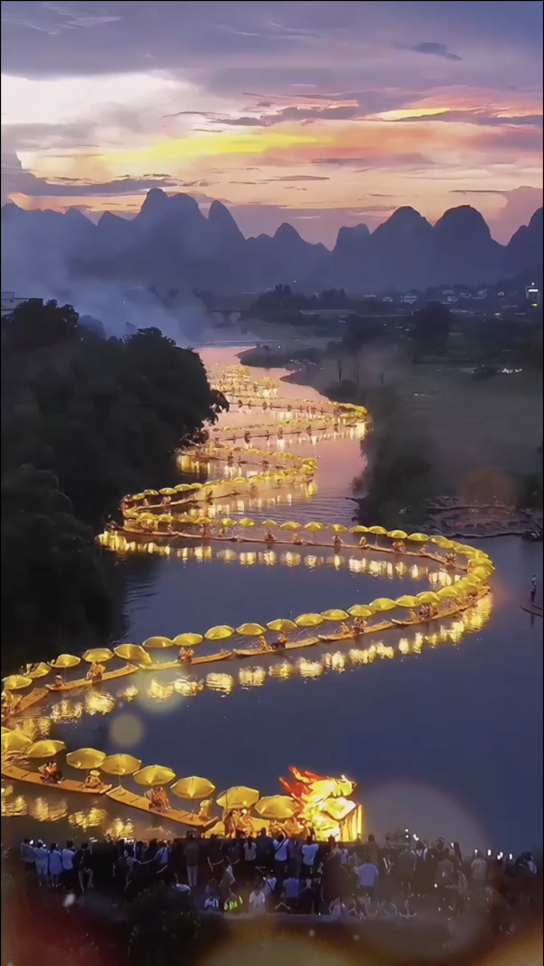 Golden dragon night on Yulong River - CGTN