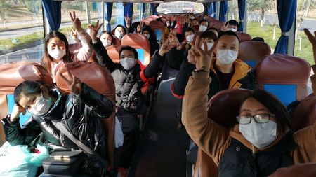 Migrant workers return to work via chartered transport amid epidemic - CGTN