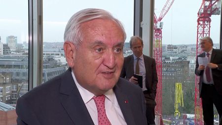 Former French PM praises China cooperating effectively with the world ...