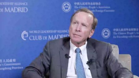 Neil Bush: There's a lot of outside influence behind HK riots - CGTN