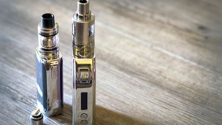 Apple removes all vaping apps amid rising health concerns - CGTN