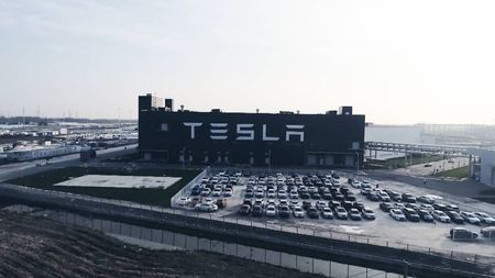 Step inside Tesla's Gigafactory as work resumes amid COVID-19 outbreak ...
