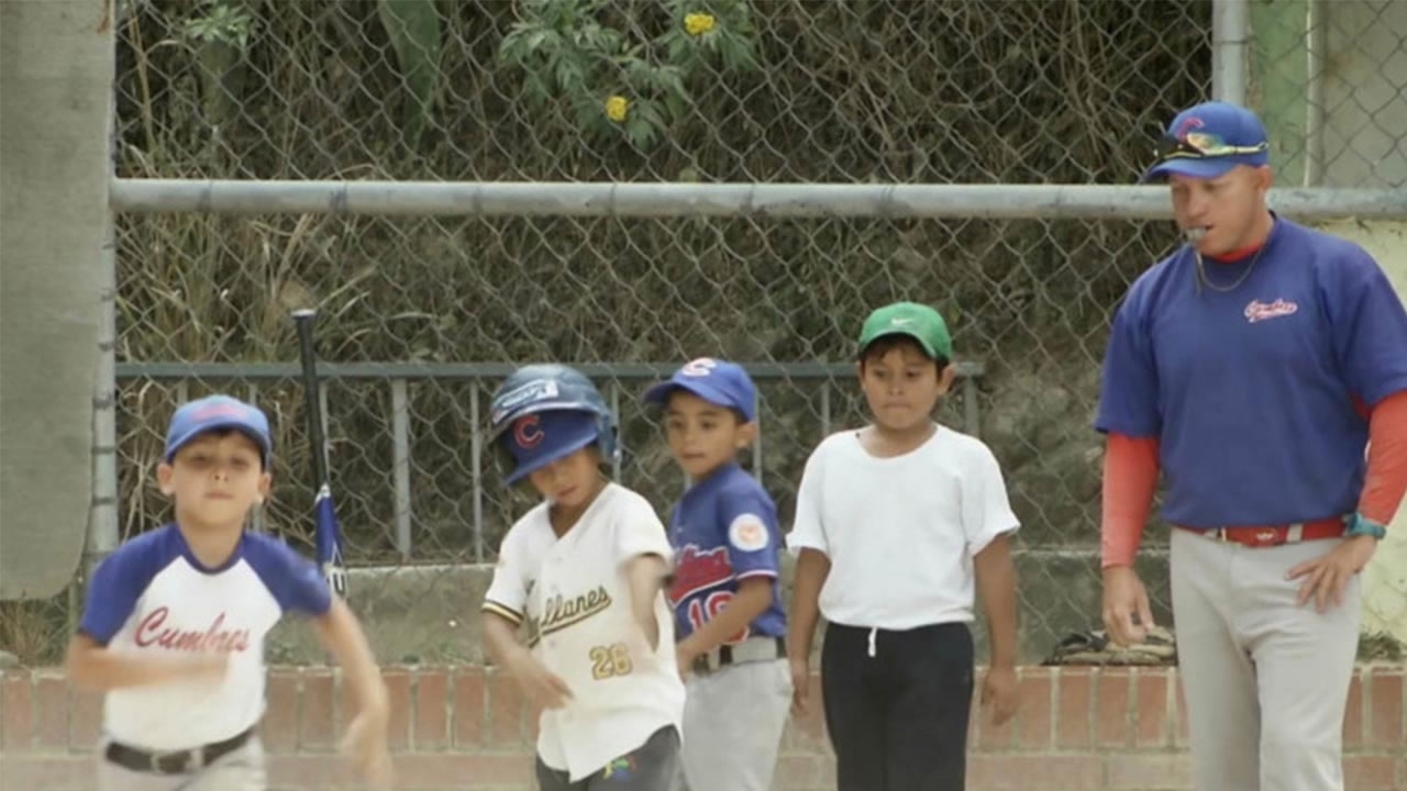 Baseball inspires Venezuelans amid inflation, hunger and crime - CGTN