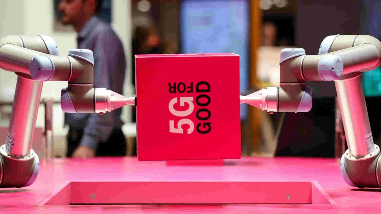 5G technology captures spotlight at MWC - CGTN