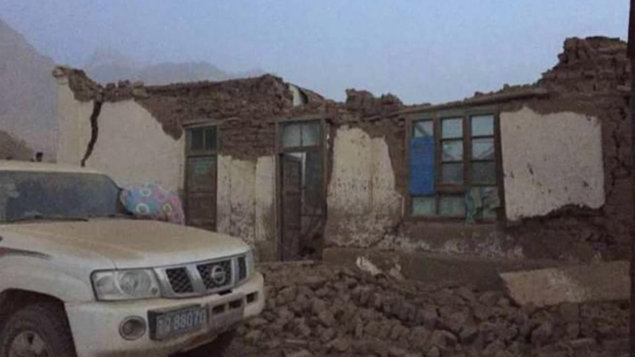 Eight killed as M5.5 earthquake hits China's Xinjiang - CGTN