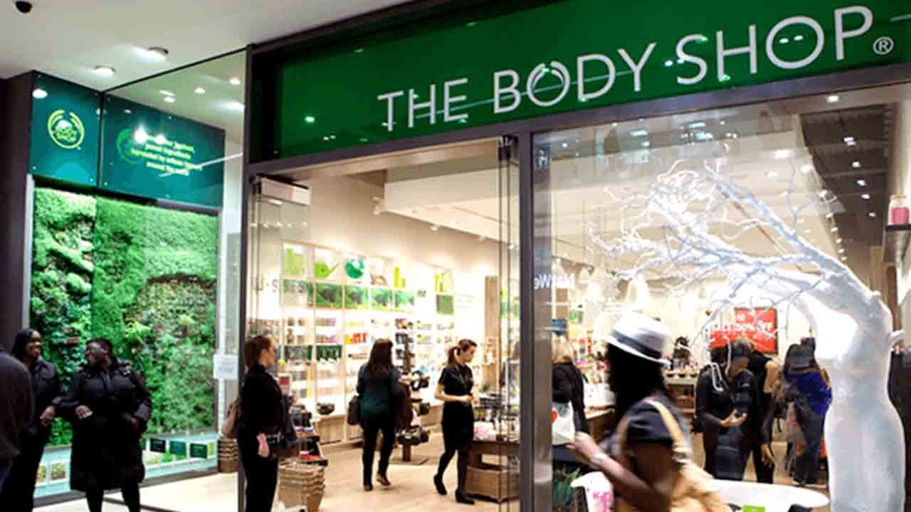 Chinese tycoons bid for struggling skincare retailer The Body Shop - CGTN