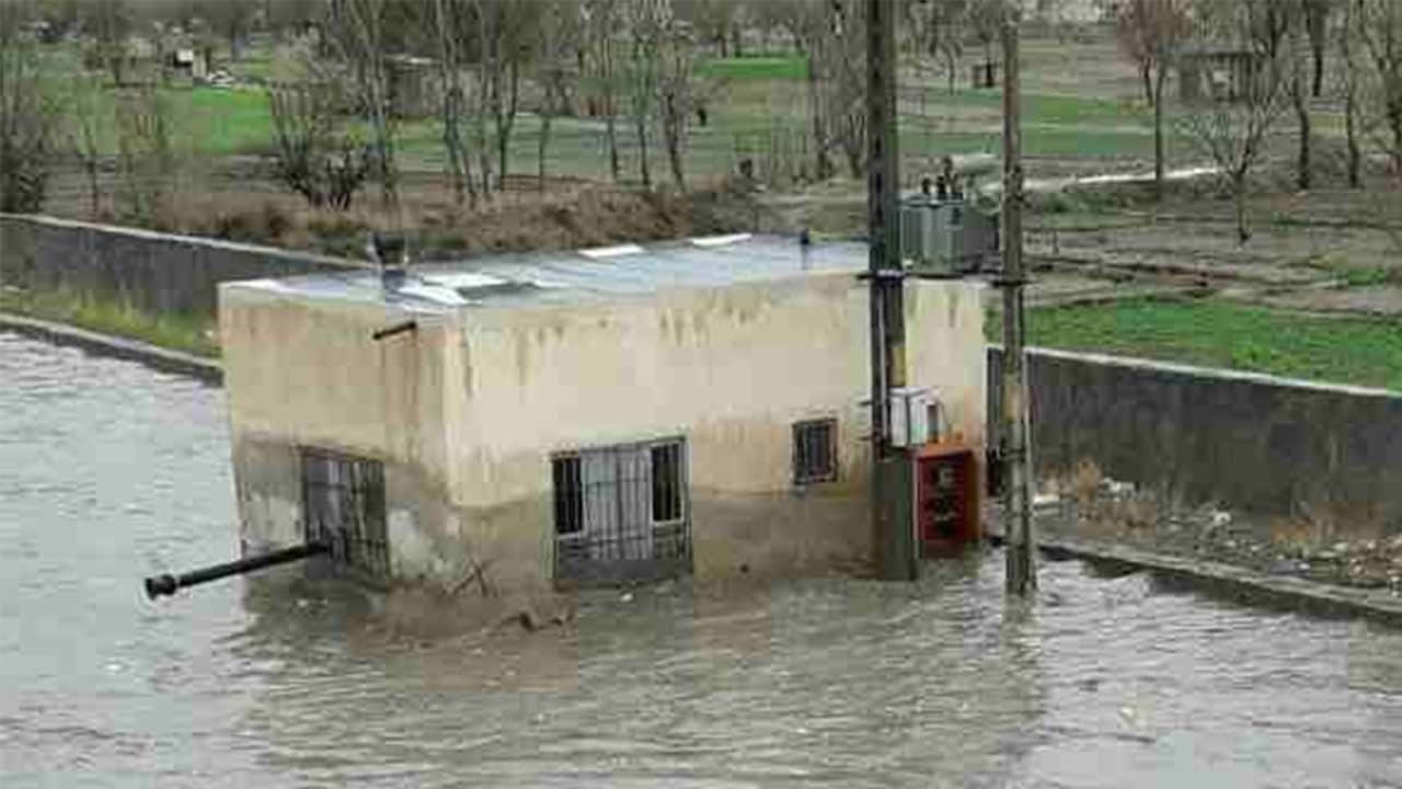 At least 35 dead, 8 missing in northwest Iran flash floods - CGTN