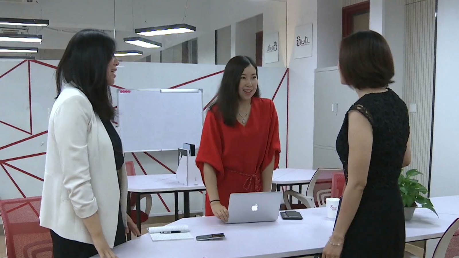 Women entrepreneurs take on e-commerce in China - CGTN