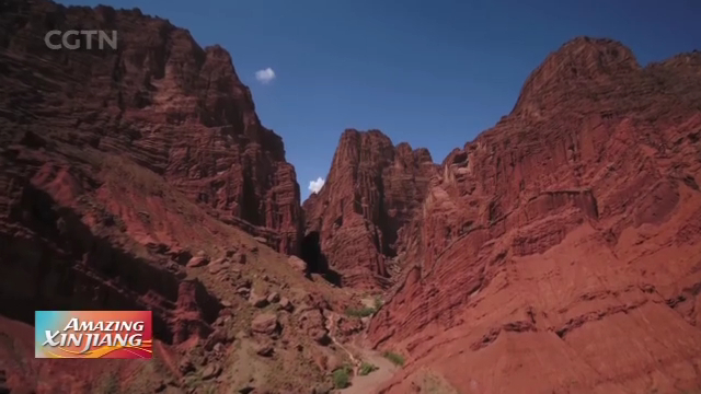 Western China Road Trip: Tianshan Grand Canyon - CGTN