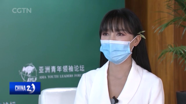 Poetic Vlogging: Chinese influencer Li Ziqi, with over 16 million ...