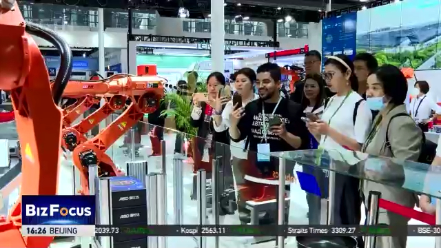 2023 Canton Fair: Buyers flock to largest ever offline trade show - CGTN