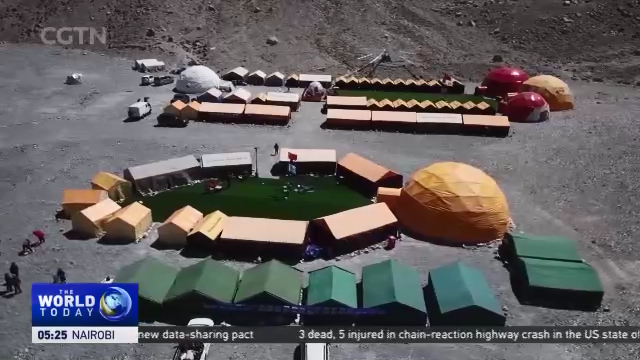 Roof of the World: Mountaineers to help scientists collect data on ...