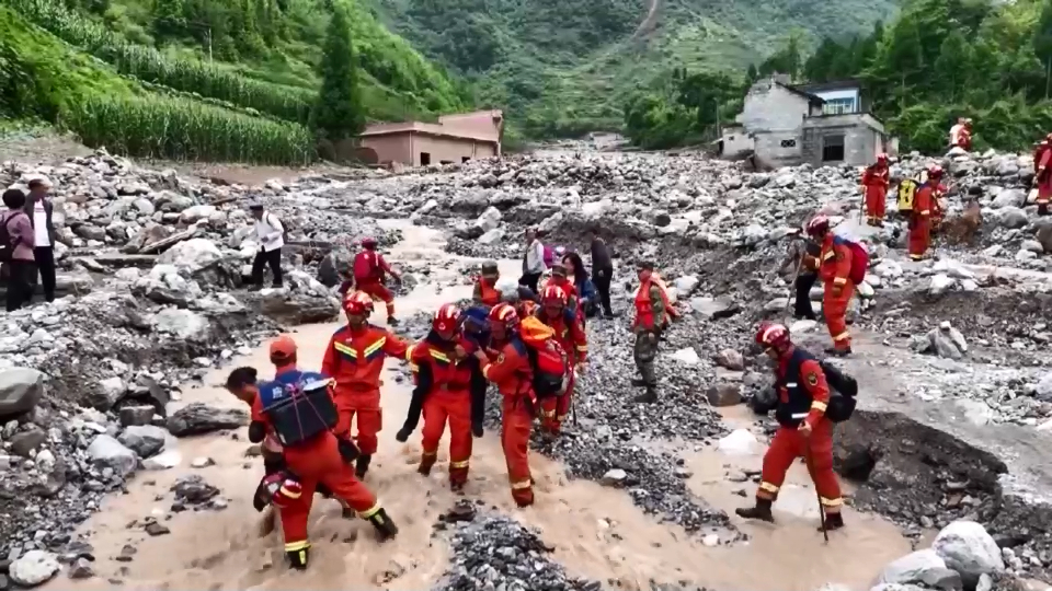 China Extreme Weather: 10 killed after flash flood in southwest China ...